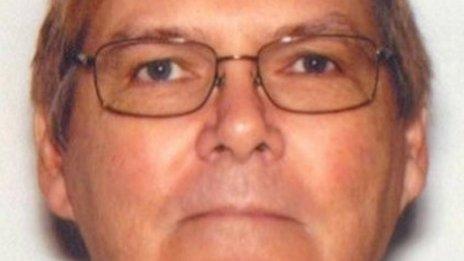 William Vahey: School 'needs to do more' after paedophile case - BBC News