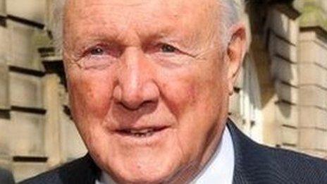 Stuart Hall trial: Accuser 'not dreaming up rape' - BBC News