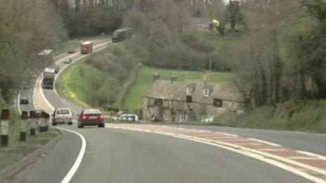 A417 loop road petition signed by almost 5,000 - BBC News