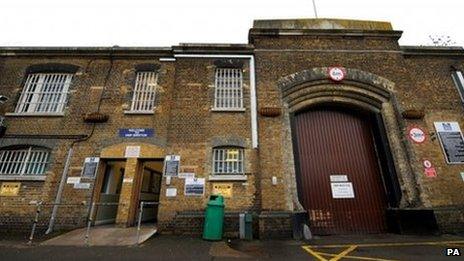Brixton prison governor fails drugs test after eating bread - BBC News