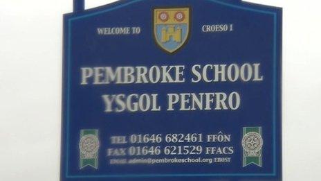 Pembroke School pupils treated over 'legal high' - BBC News