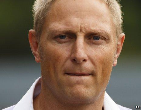 Former sniper Danny Nightingale loses bid to overturn conviction - BBC News