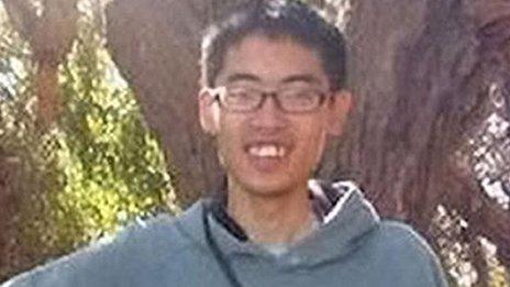 Tributes to six Santa Barbara victims - BBC News