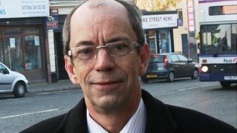 Colin Lambert: Rochdale Council leader unseated - BBC News