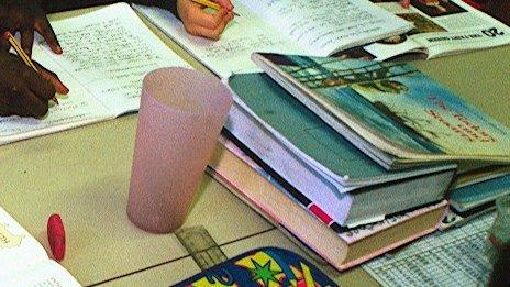 'Lack of challenge bad for pupils' - BBC News