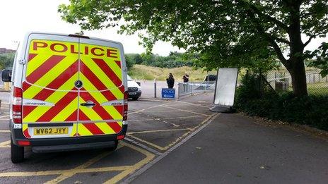 Swindon murder investigation: Victim is named - BBC News