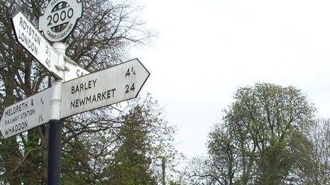 Melbourn death: Ian Catley admits shooting Philip Harper - BBC News