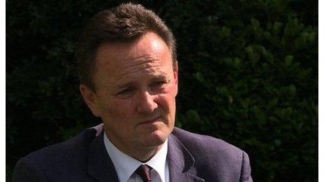 Comisiynydd i ymchwilio i Gyngor Penfro wedi trosedd ryw - BBC Cymru Fyw