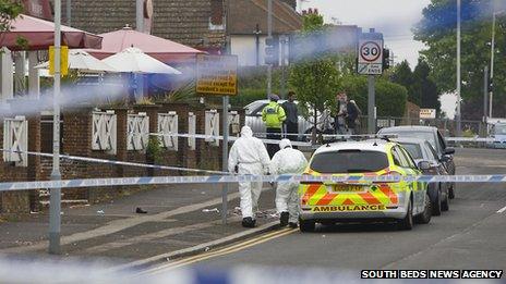 Shahzad Mahroof admits plot to 'break Atif Ali's legs' - BBC News