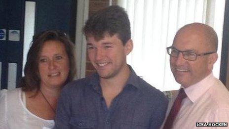 Numbers getting top A-level grades improves in Wales - BBC News