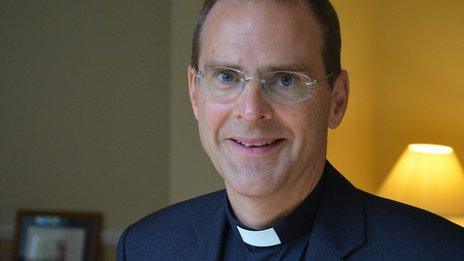 Huddersfield's first ever bishop named as Jonathan Gibbs - BBC News