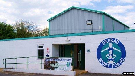 Hundreds run for Oxsrad integrated sports centre anniversary - BBC News