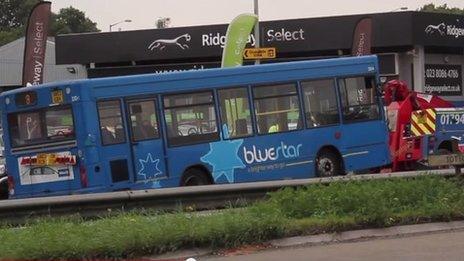 A35 Totton bypass bus crash: Man, 83, dies - BBC News