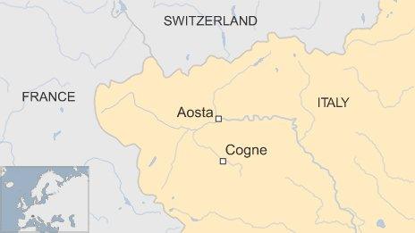 My family and other ibex - BBC News