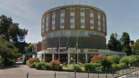 Bournemouth MP says asylum seekers may 'damage tourism' - BBC News