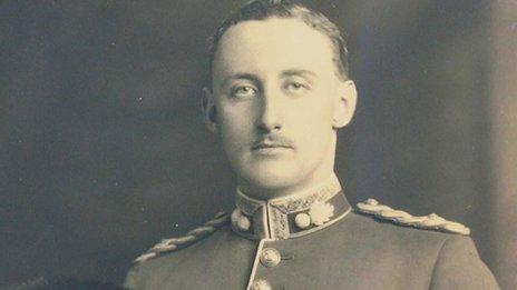 Memorial to 1,100 lost Royal Welsh Fusiliers - BBC News