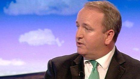 MP Mark Pritchard agrees Sunday Mirror settlement - BBC News