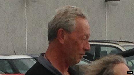 Carer John Copping defrauds veteran out of £15k - BBC News