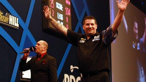 Gary Anderson: Darts champion - 10 things you never knew - BBC Sport