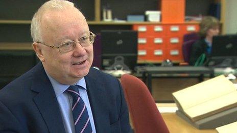 Case for nine or fewer councils, says Andrews - BBC News