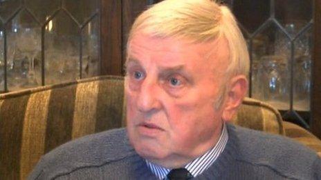 Ross-on-Wye and Malvern police bases to be reinstated - BBC News