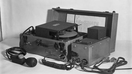 Screaming from the only studio with a bidet - BBC News