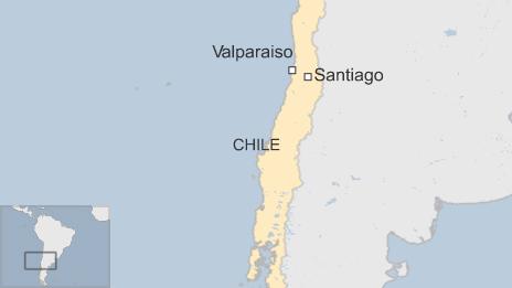 Chile forest fire near Valparaiso sparks evacuations - BBC News