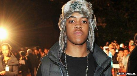 Chipmunk reveals that early fame 'got on top' of him - BBC News