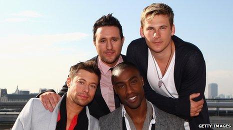 Blue defend Eurovision decision - BBC News