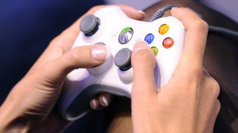 Microsoft scam man is sentenced in 'landmark' case - BBC News