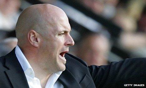 Luton Town boss Gary Brabin vows to win promotion - BBC Sport