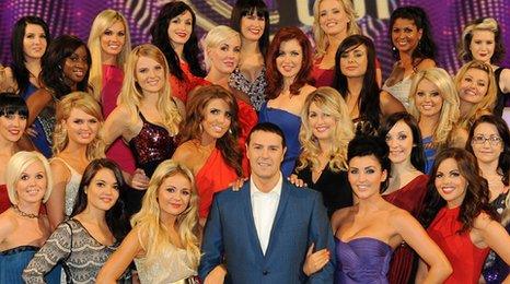 Meet the new girls hoping to find love on Take Me Out - BBC News