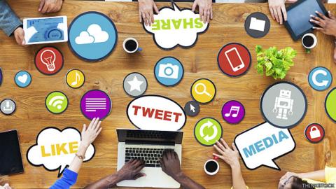 FOMO: cómo el miedo a perderse algo alimenta la adicción a las redes - BBC News Mundo