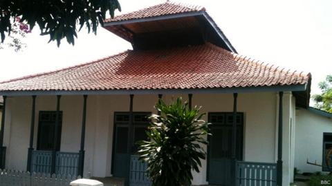 Mengapa sulit melindungi bangunan cagar budaya di Semarang? - BBC News Indonesia