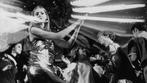 Qué son los “poppers”, la droga recreativa popular entre los gays que ...