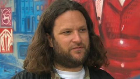 Cold War Steve hopes to revamp high streets through art - BBC News