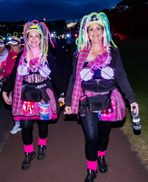 Edinburgh MoonWalk returns to support cancer care