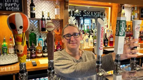 Lutterworth: Community rallies to help fire-damaged pub reopen
