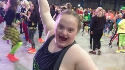 Makaton master with Down's syndrome lands dream job - BBC News