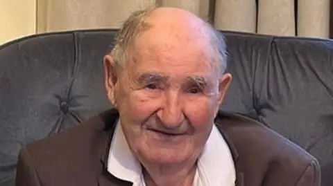 Fate of Abingdon monk statue unclear after collapse