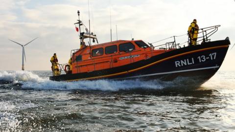 Forgotten cache of RNLI pictures 'preserved for posterity' - BBC News