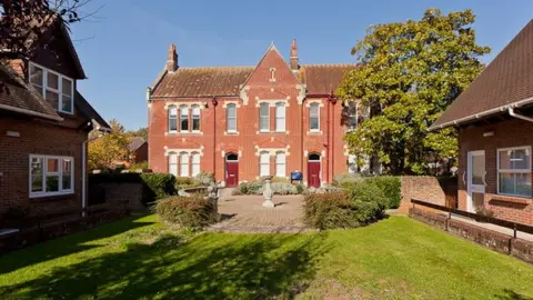 Hampshire County Council opening residential home for children