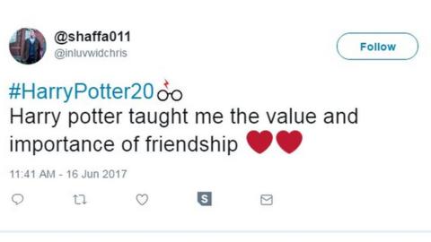 Fans on social media mark 20 years of Harry Potter - BBC News