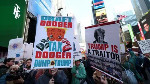 Tyre Nichols trial: Memphis police officers acquitted of murder charges in beating death