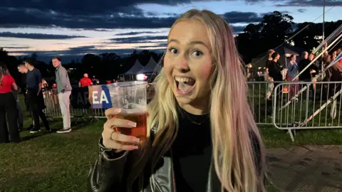 Fans delighted as England win through to Euro 2024 final