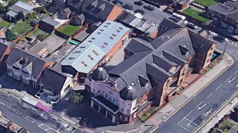 Leicester Islamic faith school told to stop separating girls and boys