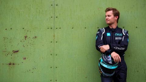 A photographer's view of Formula E - BBC News