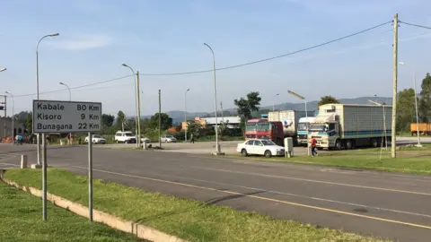 How the Rwanda-Uganda border crossing came to a halt
