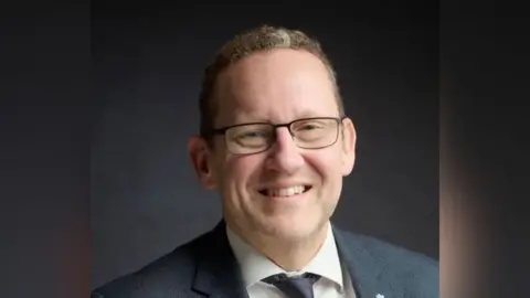 School strikes: Q&A on industrial action by support staff