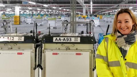 Inside Ocado's burning robotic warehouse - BBC News